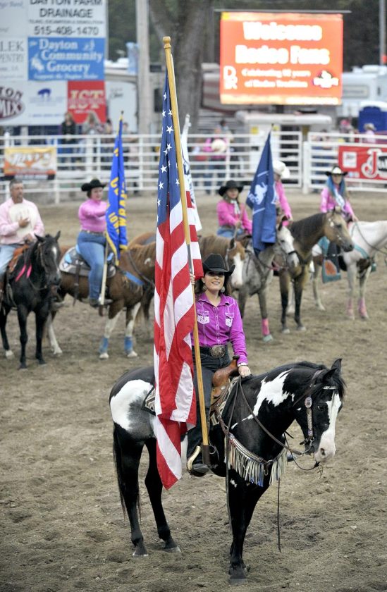 Crowning moment | News, Sports, Jobs - Messenger News